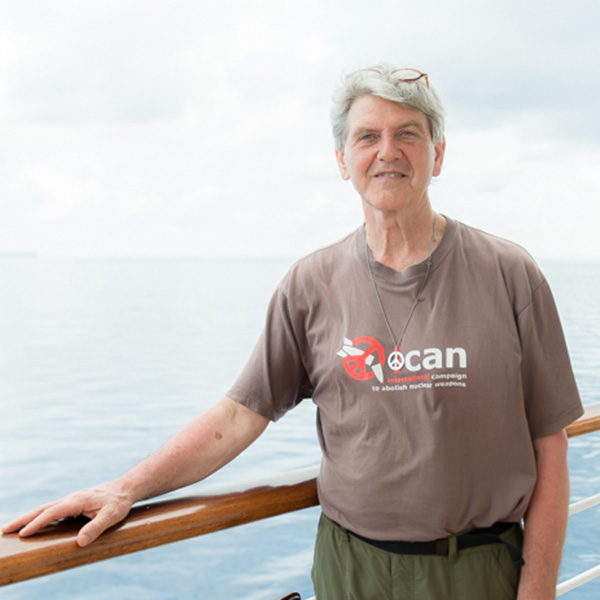 スティーブン・リーパー Steven LEEPER | ピースボートクルーズ